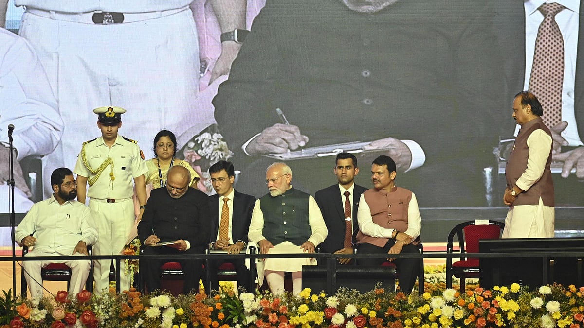 Mumbai: Drone-Like Device Triggers Security Scare At Airport During Mahayuti's Oath Taking Ceremony