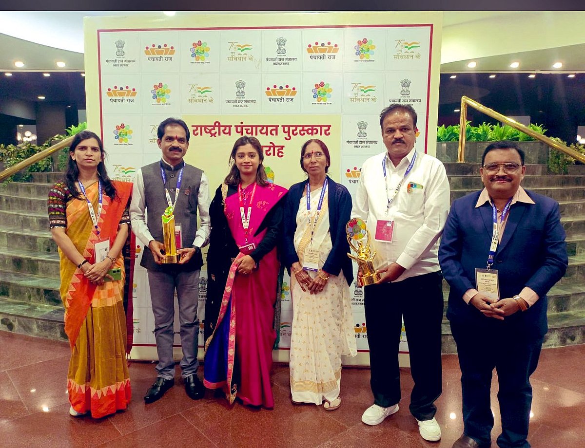 Satara's Manyachiwadi Bags 'Nanaji Deshmukh Sarvottam Panchayat Award ...