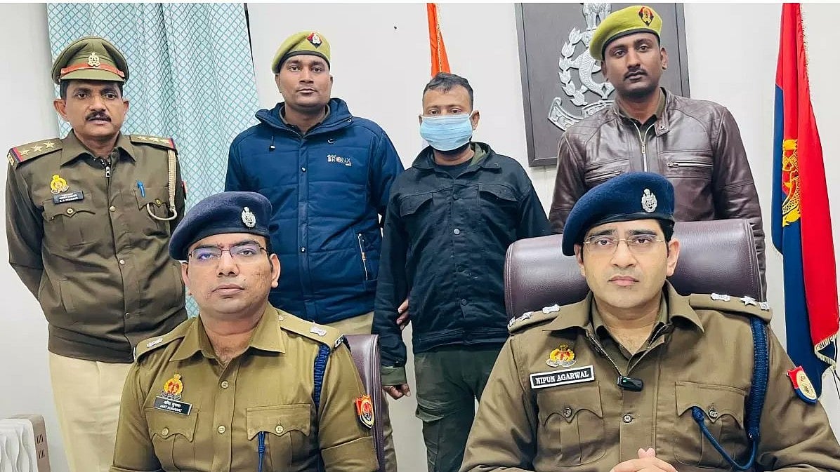 UP: 8th Fail Man Dupes Multiple Women Posing As Army Captain, Arrested ...