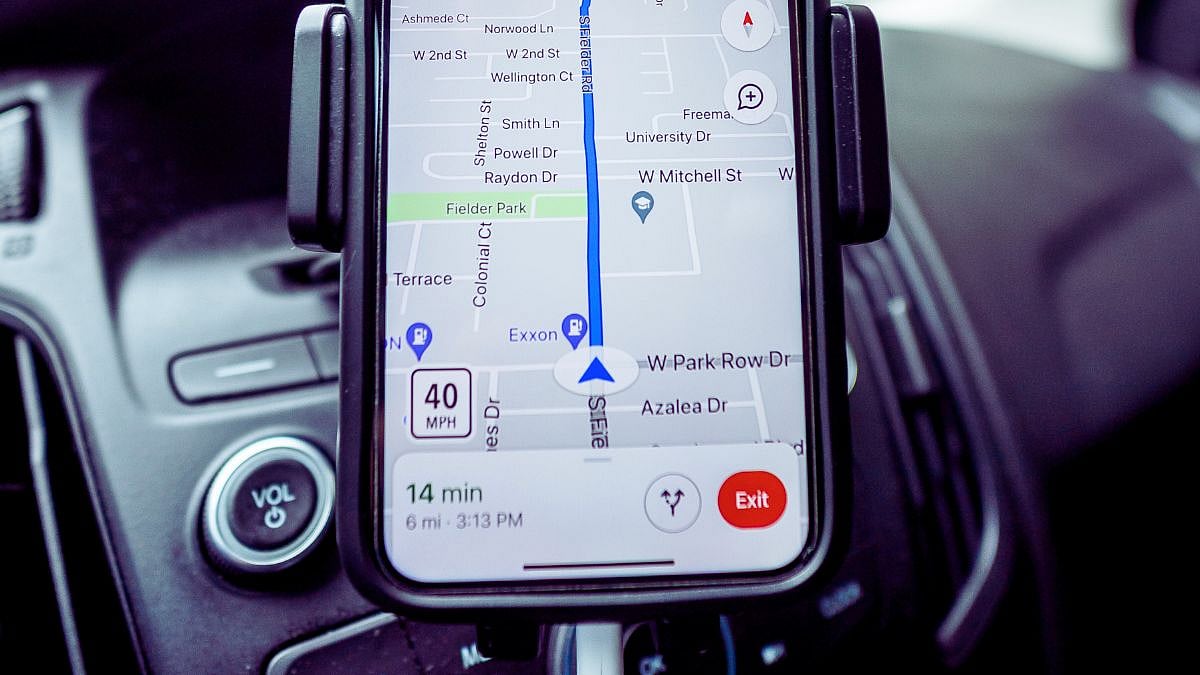 Google Maps' Mistake Grabs Attention Once Again! Car Stuck In Bengaluru ...