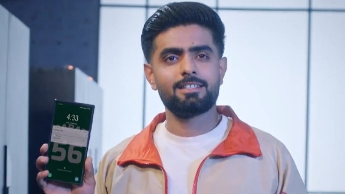 Pakistan Star Batter Babar Azam's 'Phone Lost' Mystery Solved; Watch VIDEO