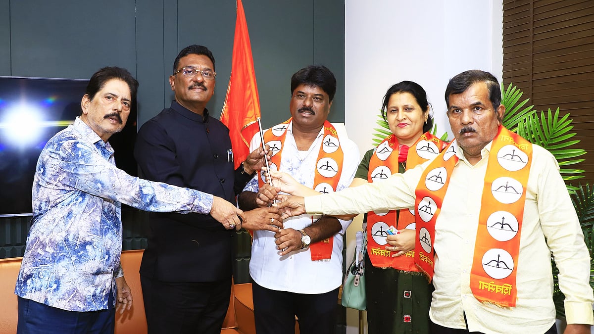 Major Jolt To Uddhav Camp In Coastal Uttan: Ex-MLA, 3 Former MBMC ...