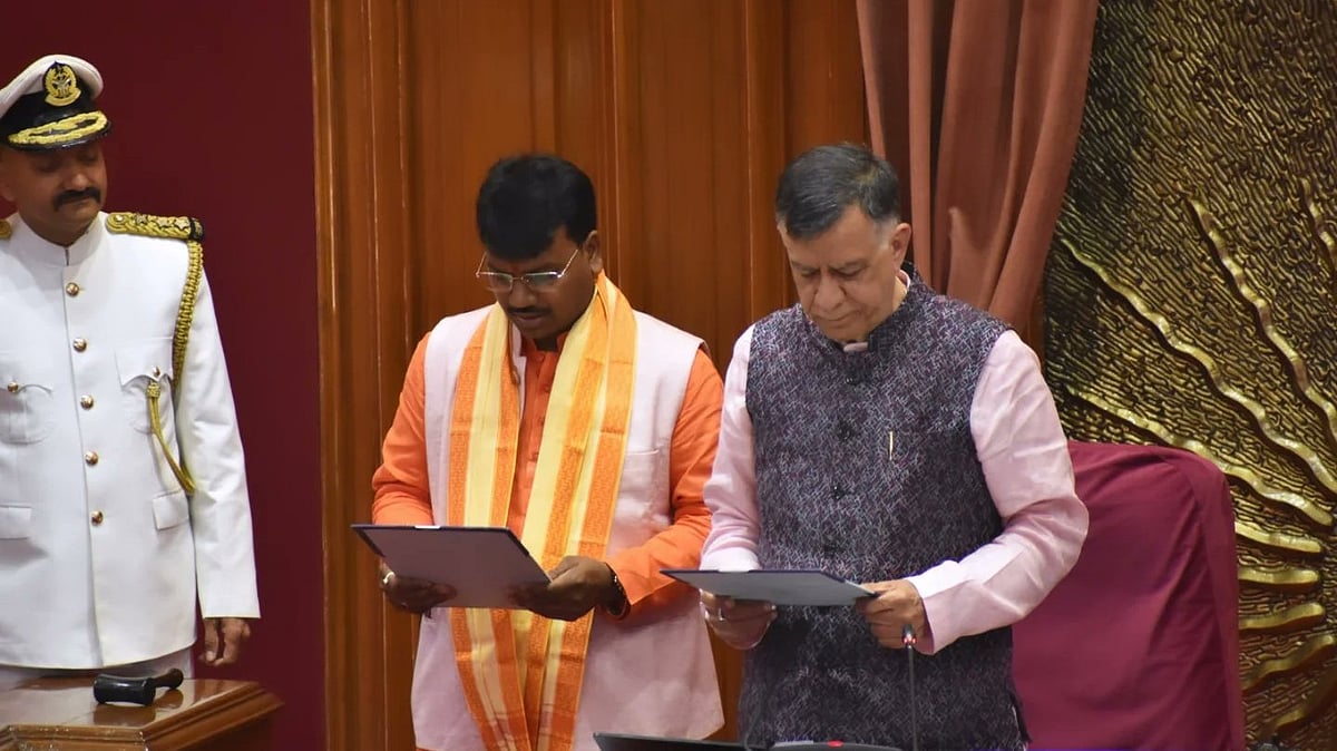 Milkipur MLA Chandrabhanu Paswan Sworn-In As Member Of Uttar Pradesh ...