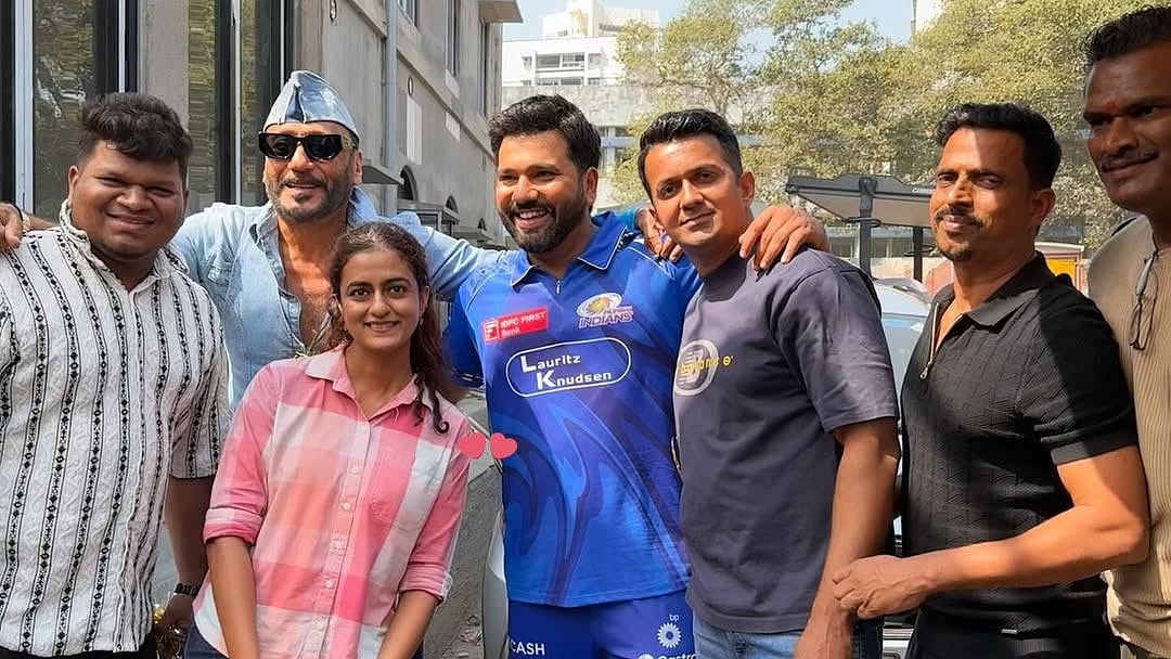 Video: Rohit Sharma Spotted With Bollywood Star Jackie Shroff During ...