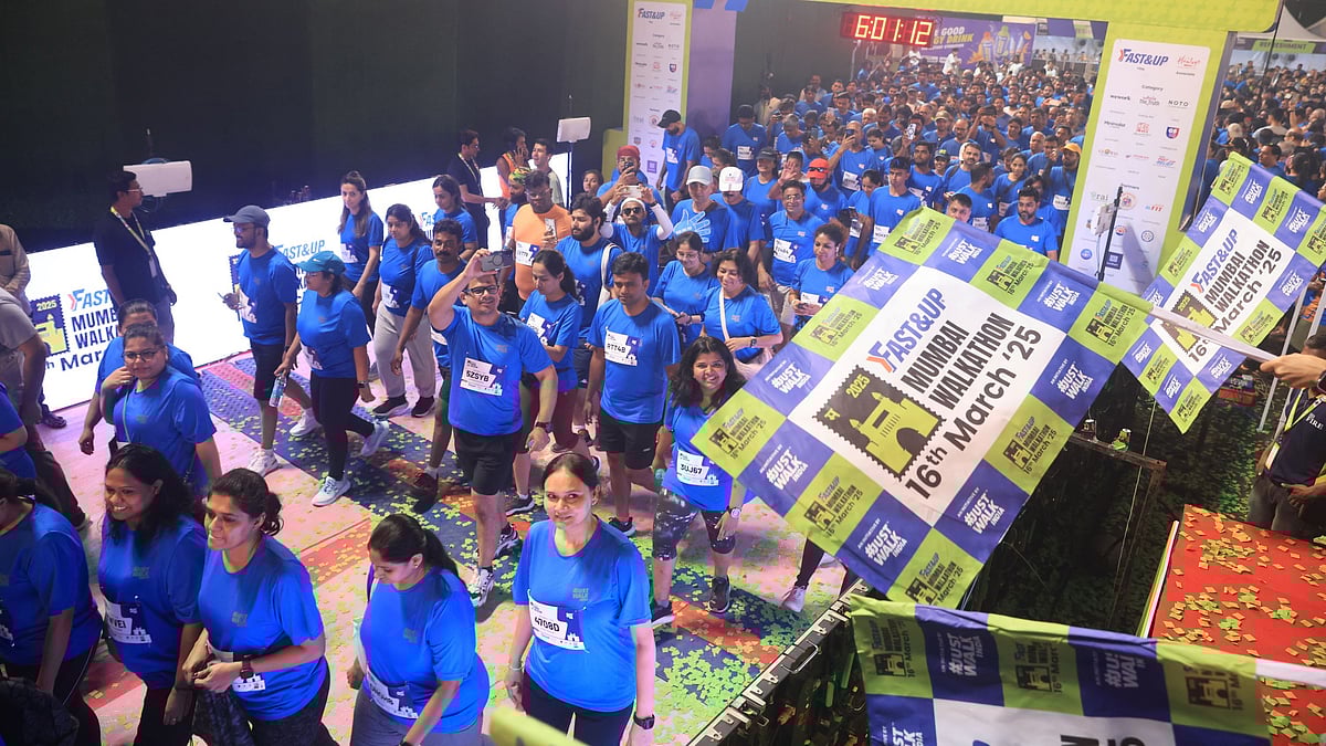 Fast&Up Mumbai Walkathon: City Folks Celebrate The Joy Of Walking Carnival