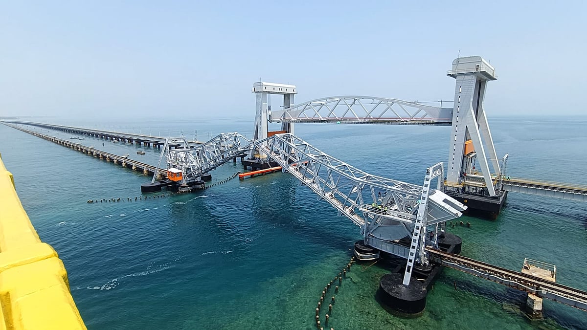 New Pamban Bridge: Successful Rehearsal Conducted For Lift Span Opening ...