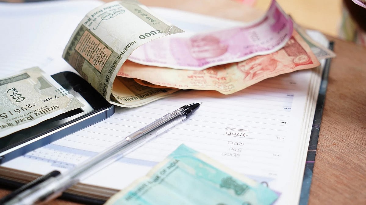 Chhattisgarh: Revenue Inspector Caught Taking ₹50,000 Bribe In Gaurela