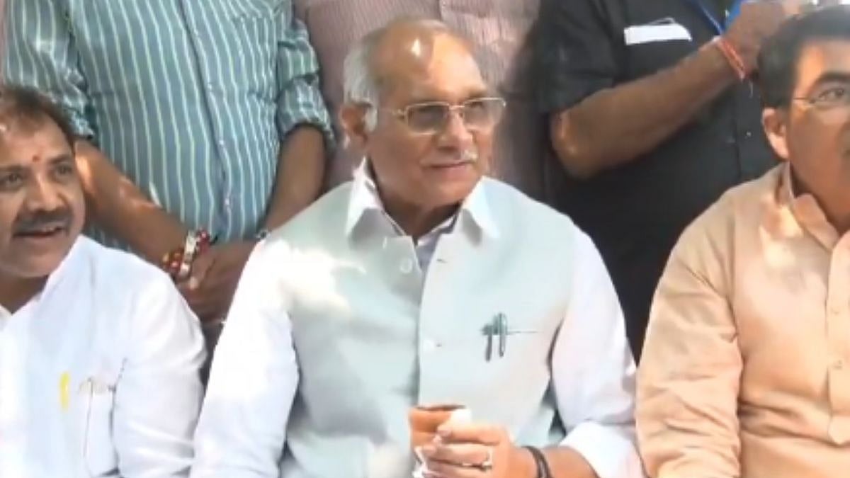 'Kudde Se Sona Banega': UP Minister Dharampal Singh Says Machine To Make Gold From Garbage Will ...