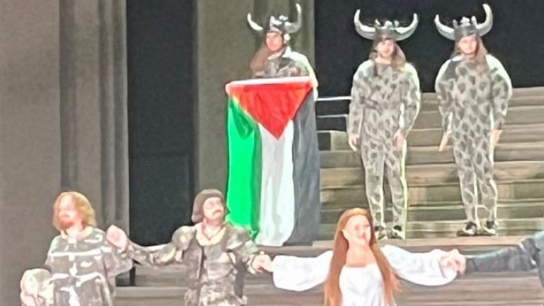 Pro-Palestinian Protest Prompts Scuffle Onstage At Royal Opera House In ...