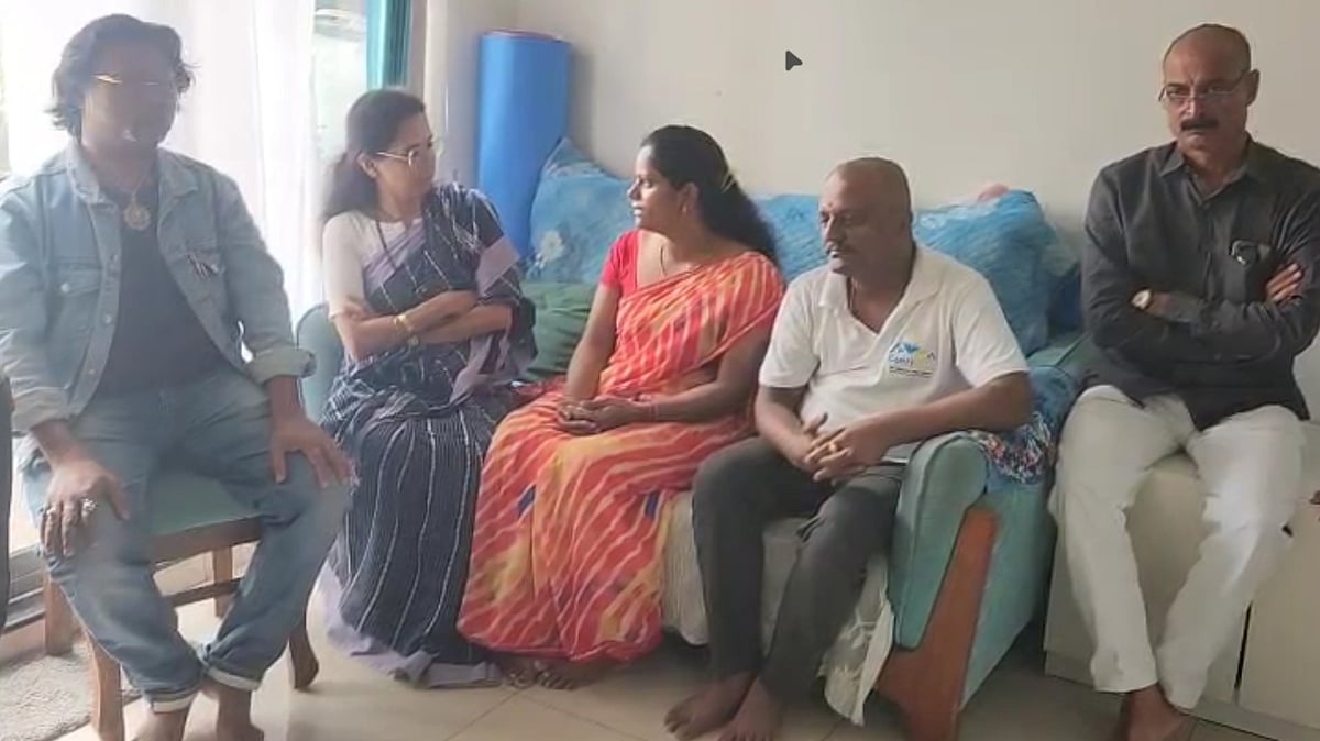 Pune VIDEO: NCP-SP Baramati MP Supriya Sule Meets Family Of 11-Year-Old ...