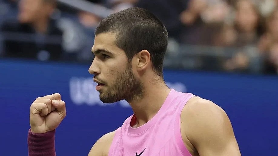 'Roger Federer Slice': Carlos Alcaraz's Sensational Shot Draws Massive ...