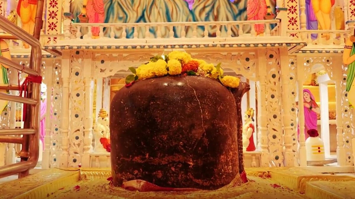 Inside Babulnath Mandir: Watch Video Of Mumbai's Top Shiva Temple; More ...