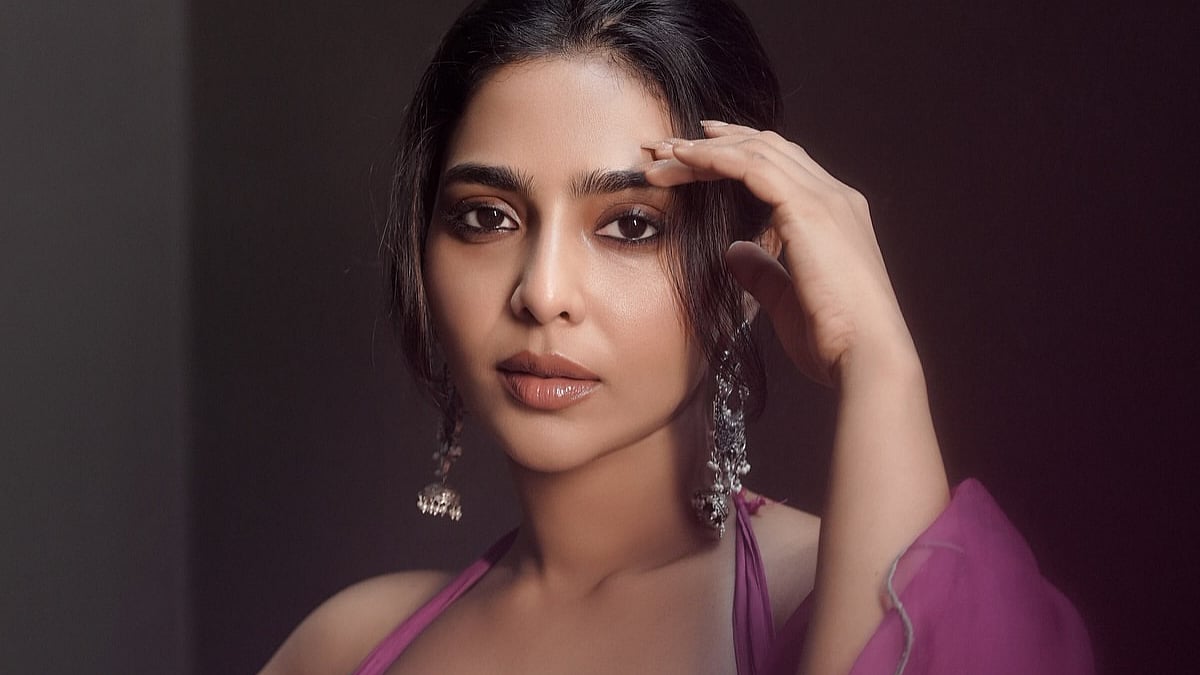 Ponniyin Selvan Star Aishwarya Lekshmi QUITS Social Media, Says It 'Made Simple Pleasures ...
