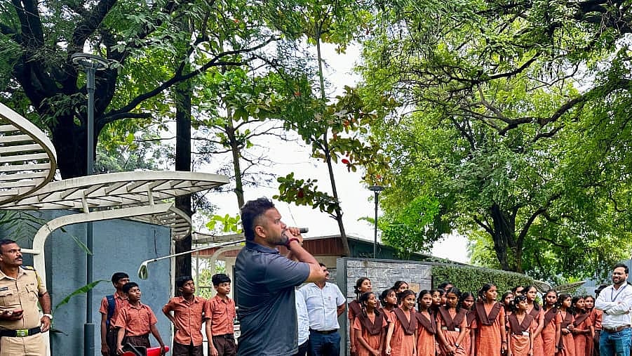 Chhatrapati Sambhajinagar Municipal Commissioner G Srikanth Teaches ...