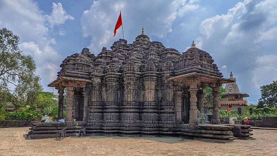 Navratri 2025: 10 Devi Temples In Maharashtra You Must-Visit THIS ...