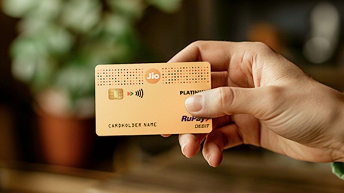 Jio Payments Bank Targets HNIs; Announces Savings Pro Banking Account