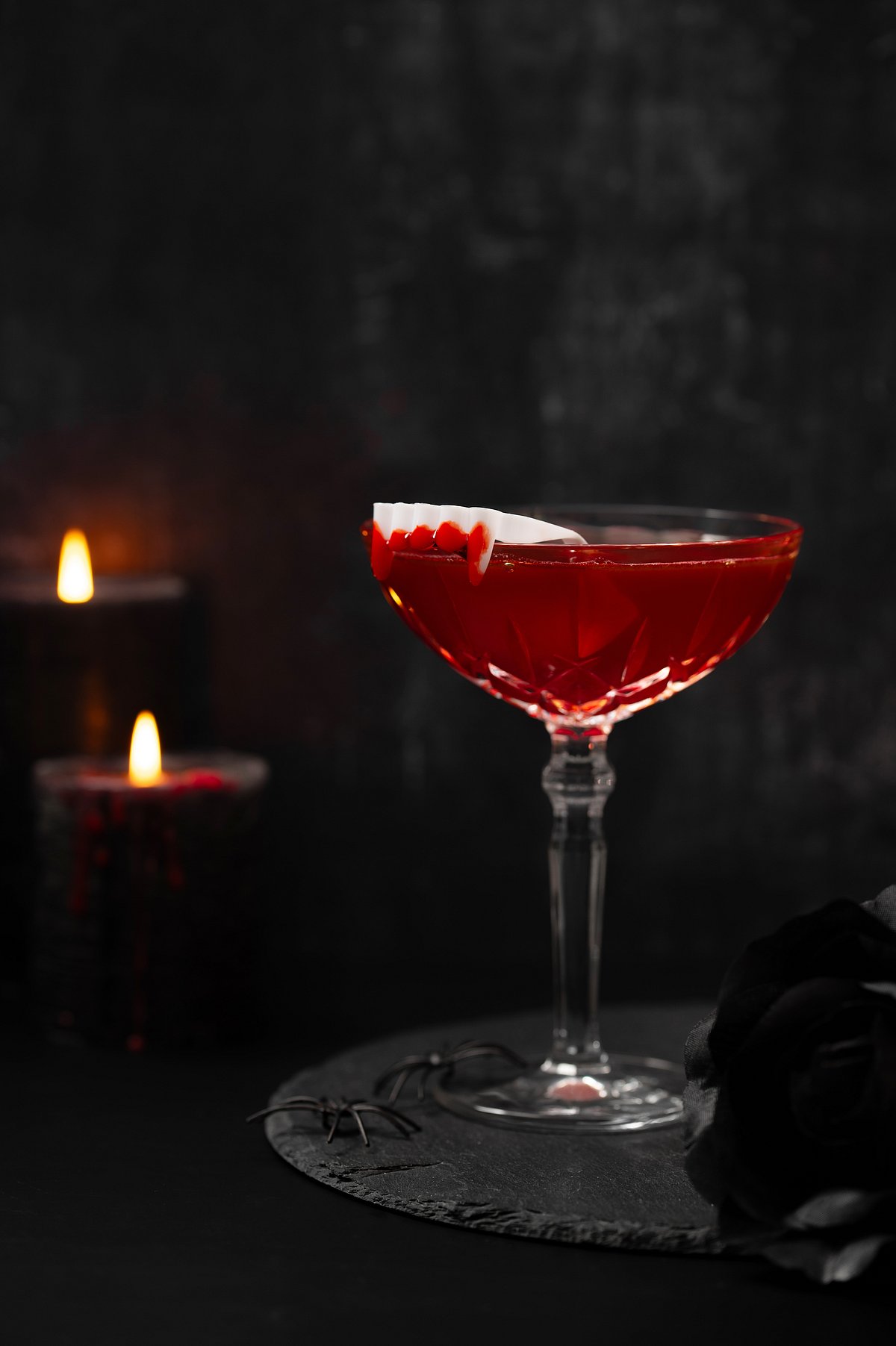 Spooky Cocktails For Your Halloween Party! These Exclusive Recipes Are ...