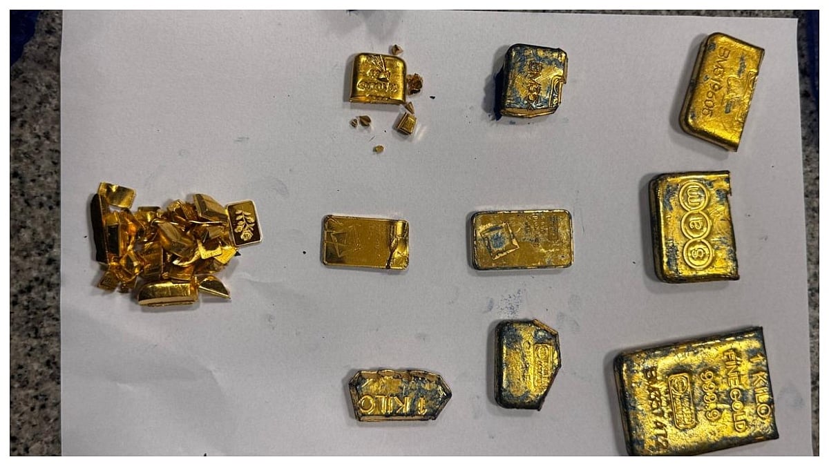 Ahmedabad: DRI Seizes Gold Concealed In Aircraft At The Sardar ...