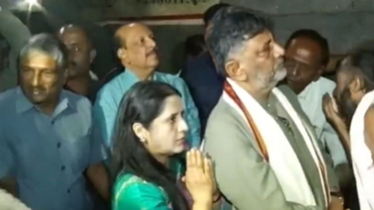 DK Shivakumar Offers Prayers At Bhoo Varaha Swamy Temple With Wife In ...
