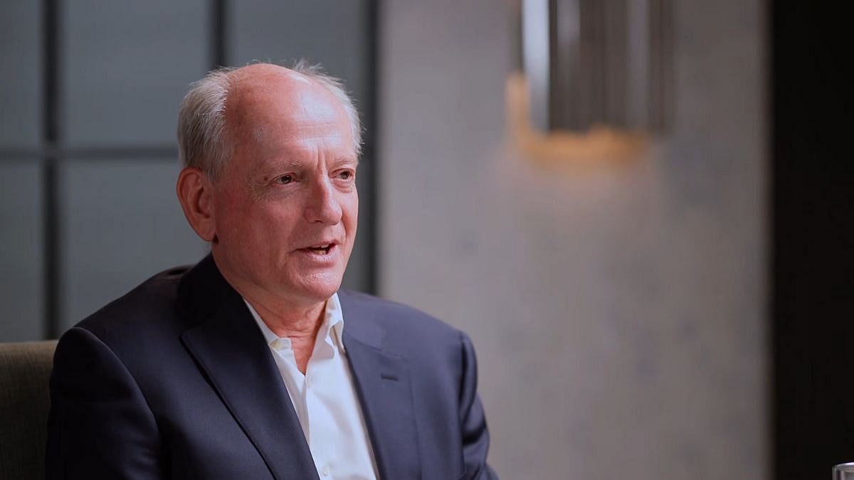 Massive Job Cut Claim: AI Expert Stuart Russell Says, 'AI Could Cut 80% Jobs, CEOs At Risk Too'