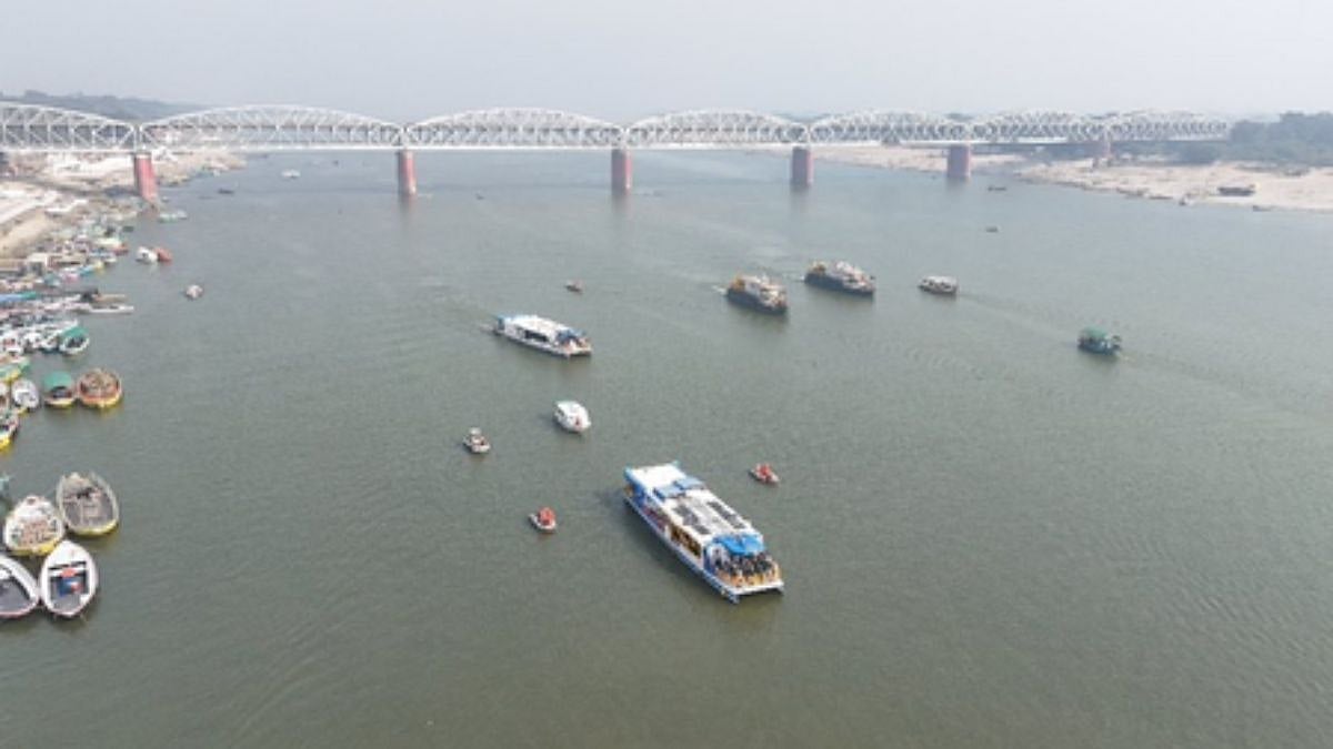 India Launches First Indigenous Hydrogen Fuel Cell Passenger Vessel In ...