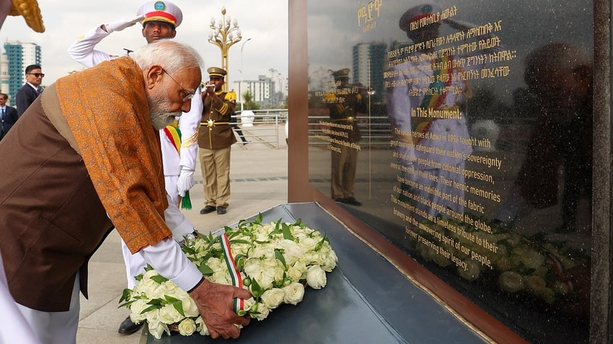 PM Modi Pays Tribute At The Adwa Victory Monument In Ethopia ...