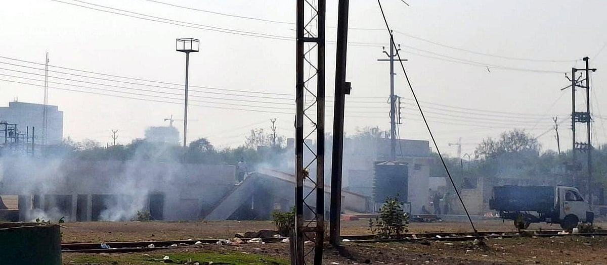 MP News: BMC Sets Garbage Ablaze At BHEL Dussehra Ground Triggering ...