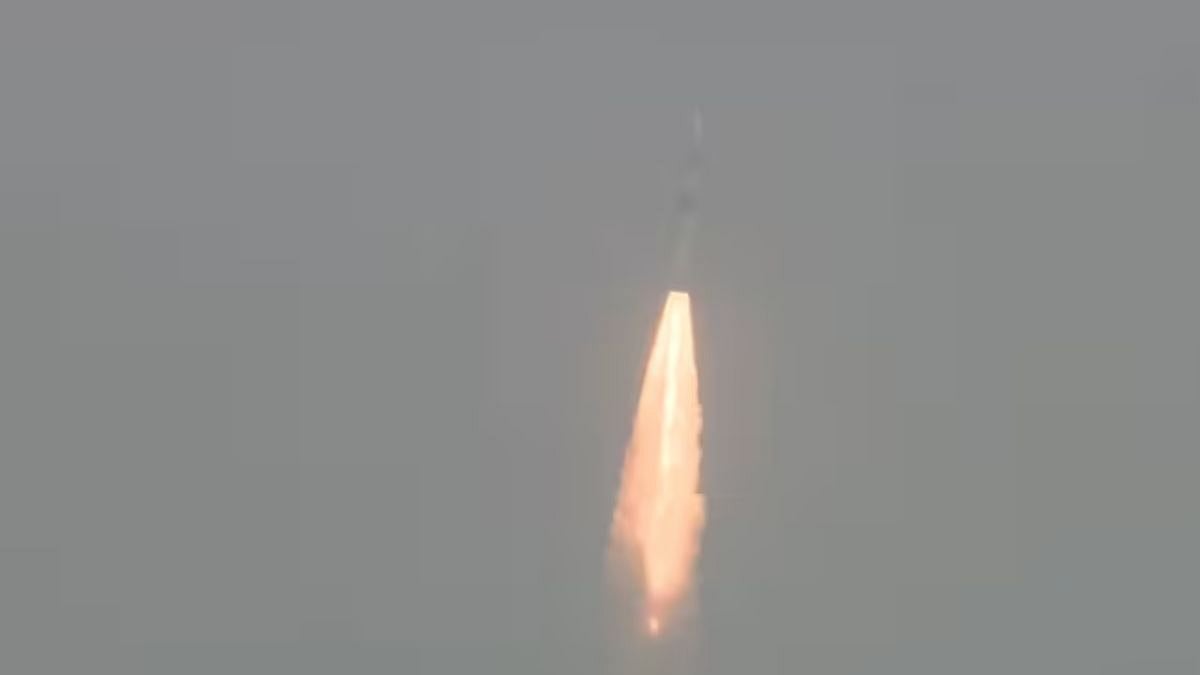 PSLV-C62 Mission: ISRO's Rocket Loses Control After Launch, 16 ...