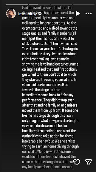 'Queen Behaviour Mouni Roy': Naagin Actress Shows Middle Finger On ...