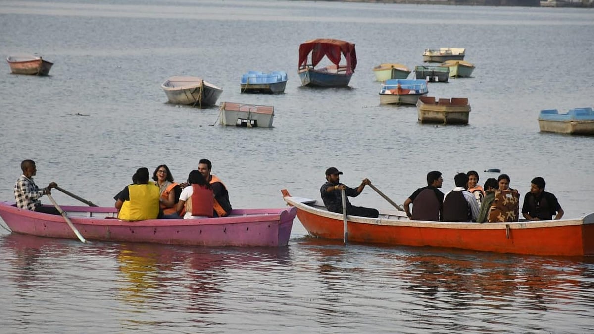 Bhopal Lakes Turn Risk Zones As No Boat Has Renewed Permit In A Decade