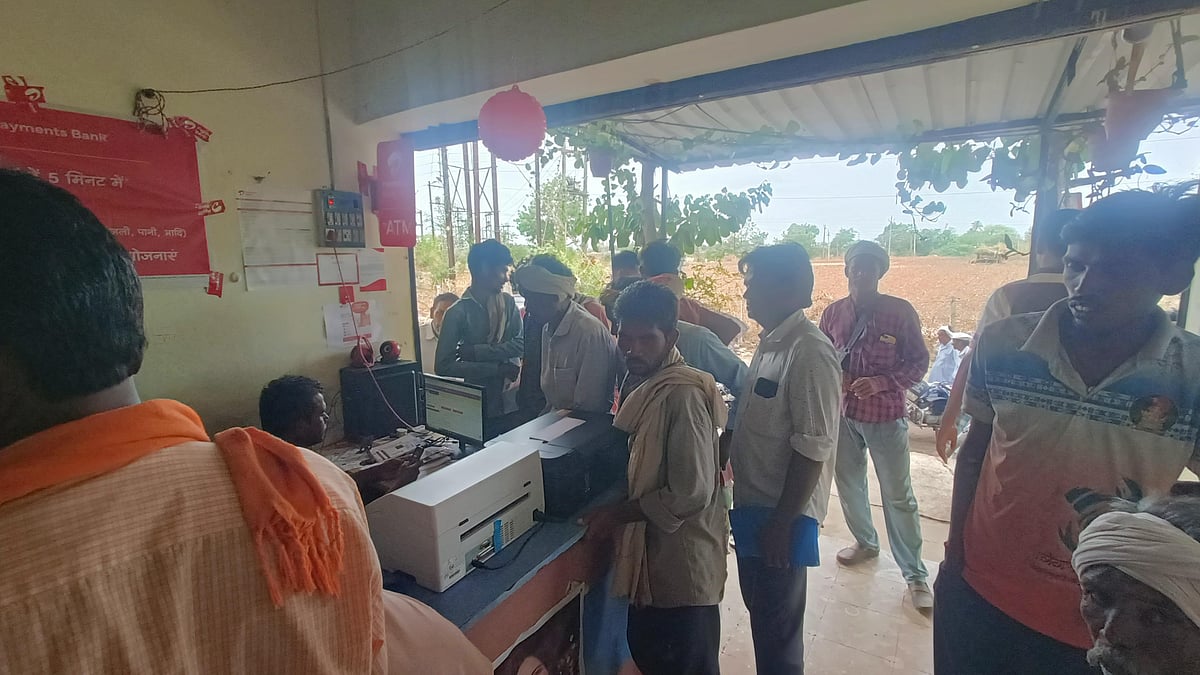 Farmers Struggle For E-Tokens As Fertiliser Demand Surges In Pansemal