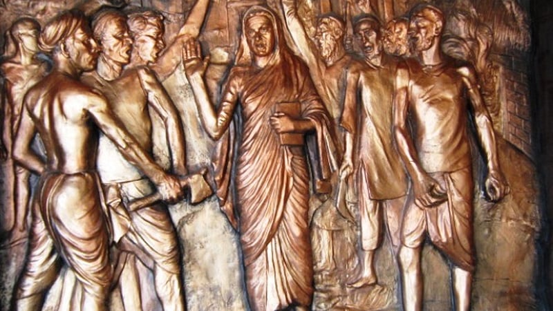 Mahatma Phule Birth Anniversary: Here's why every Indian girl should ...