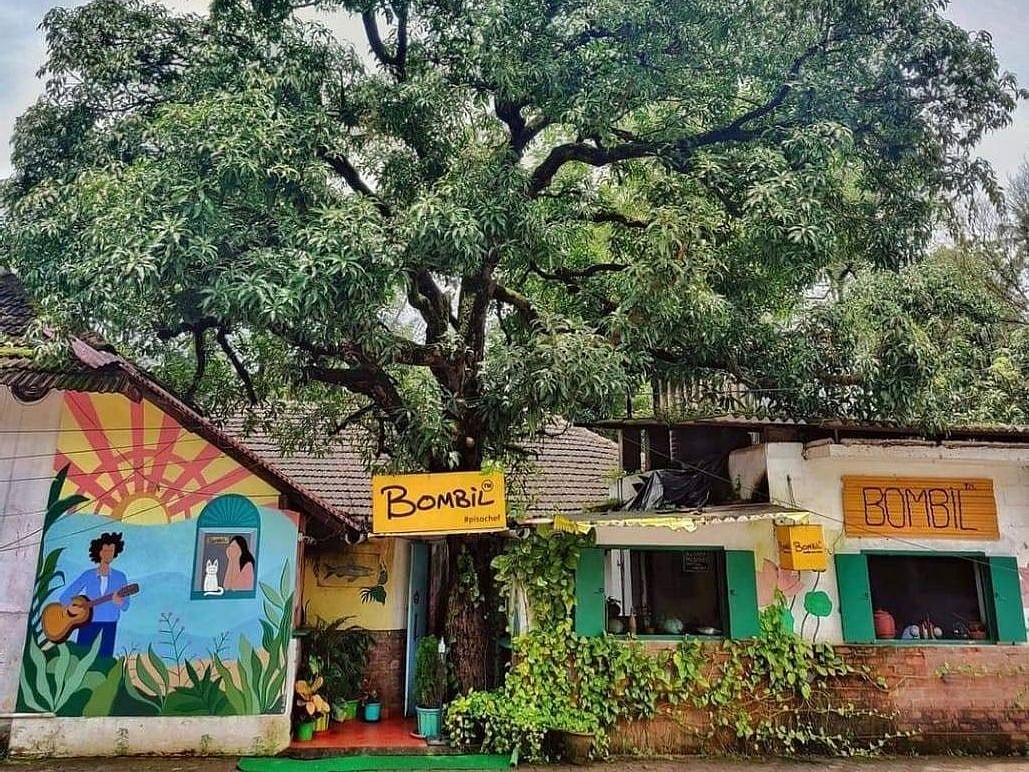 If it's seafood thalis you crave, then Bombil Restaurant is the place ...