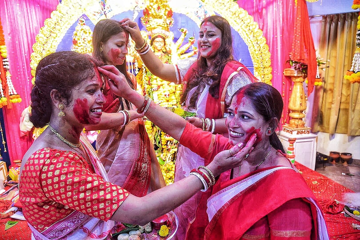 Goa's Bengali community celebrates Sindur Khela|Gomantak Times