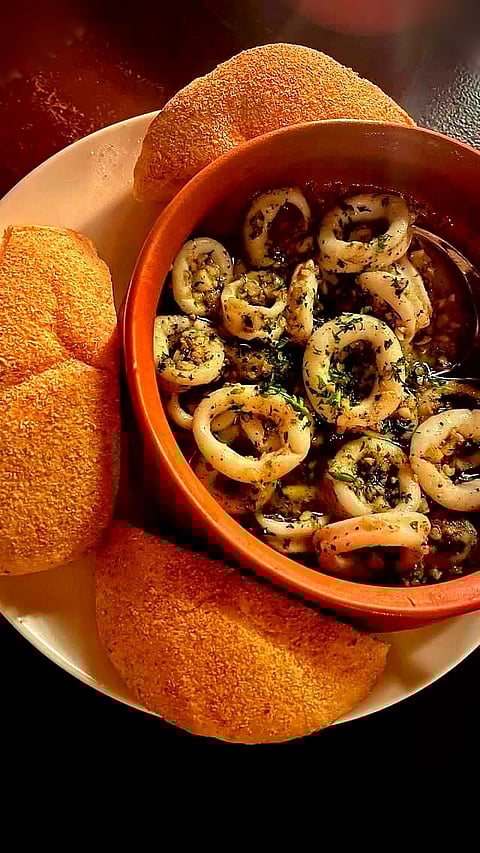 What’s the story behind the famous 'Cruz dos Milagres' in Old Goa ...