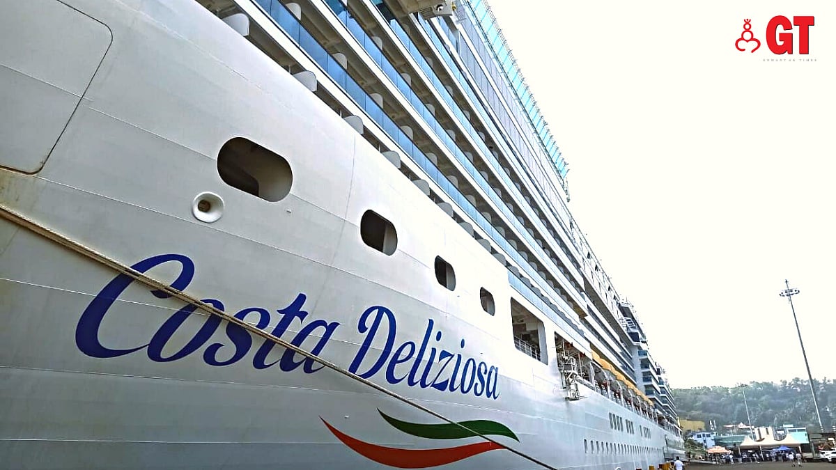 Cruise ship docks at Mormugao to a warm welcome | Gomantak Times