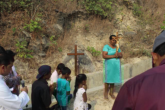 Walking with a cross, the Goan way | Gomantak Times