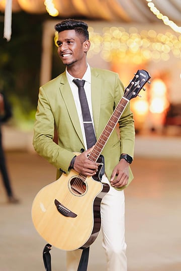 Myron Lucas injects verve into old hit ‘Kalliz Boom Bang Zata’|Gomantak ...