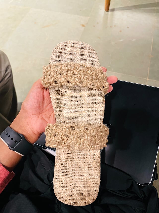 This Goan shoemaker adds human touch to his craft |Gomantak Times