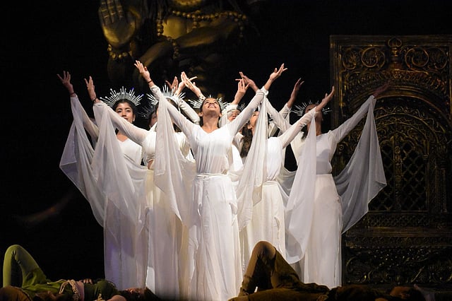 Goa dance duo weaves an unforgettable performance| Gomantak Times