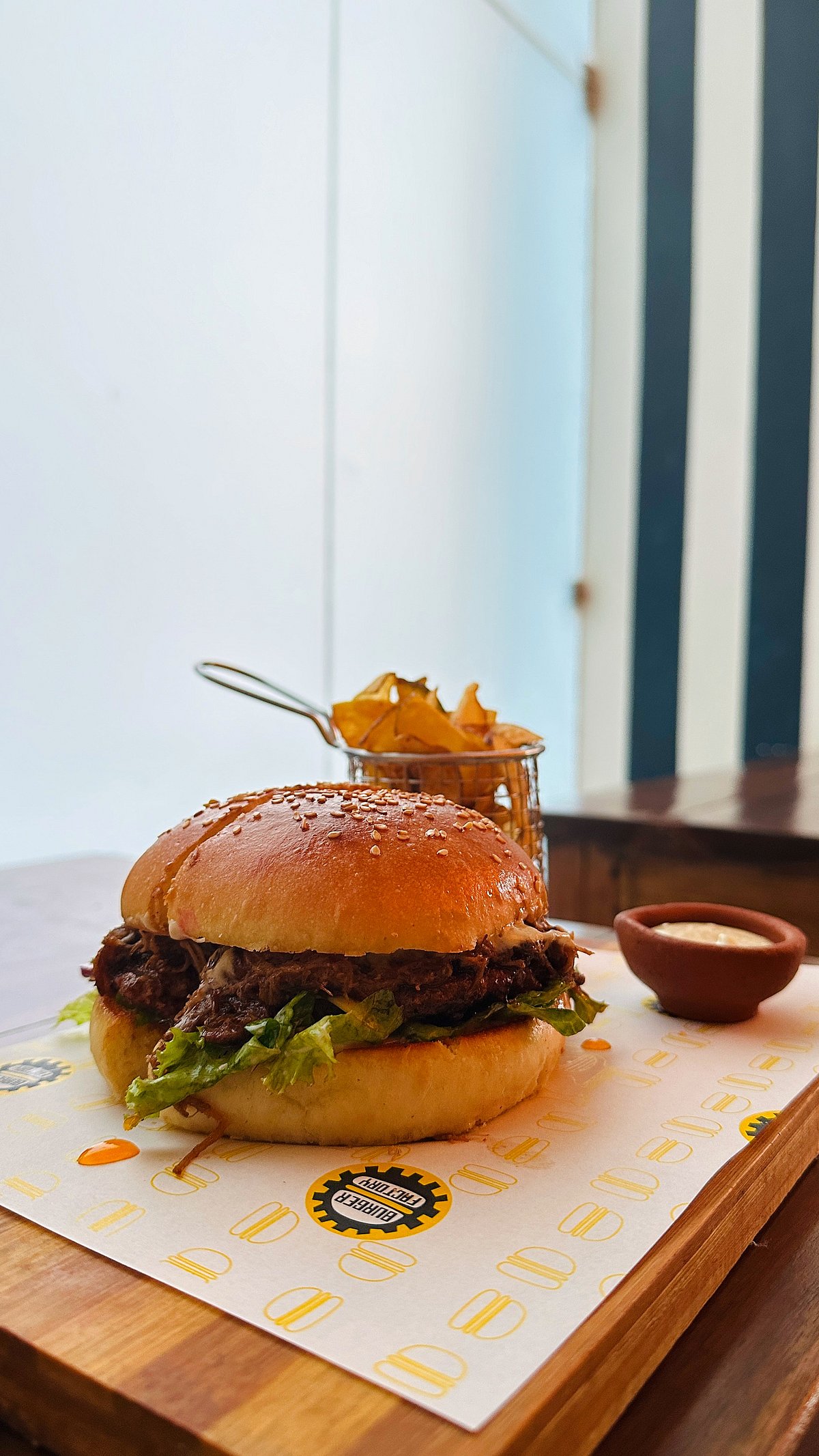 Crunch, chomp and slurp at Dona Paula's Burger Factory|Gomantak Times