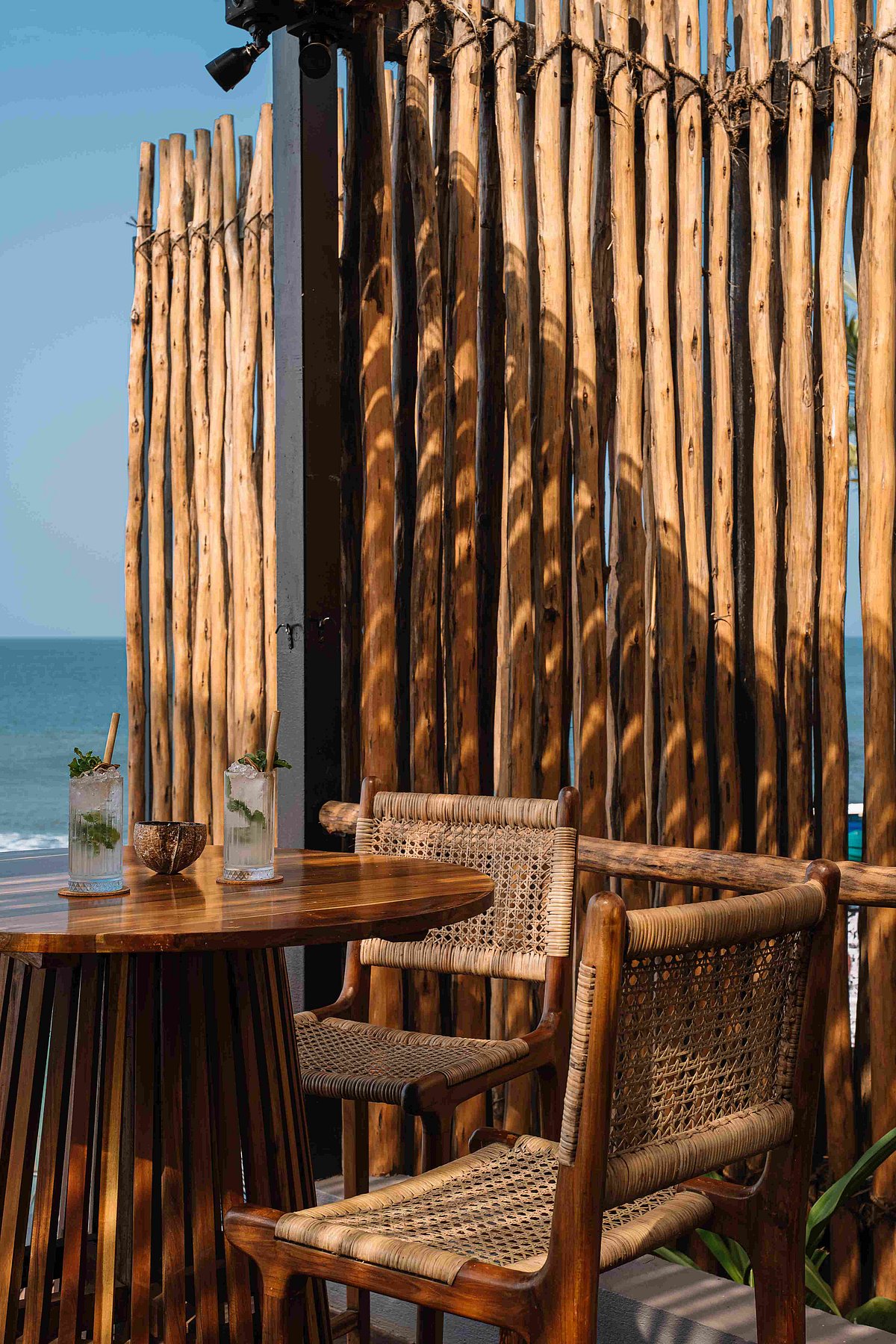 Take it slow at Slow Tide in Anjuna, yet go high on life | Gomantak Times