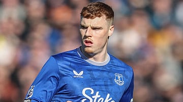 Stuart Attwell slammed over 'ridiculous' Everton controversy amid World ...
