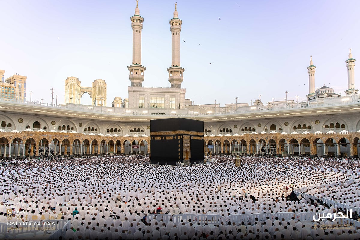 Over 122 million visit Islam's holiest mosques in Ramadan