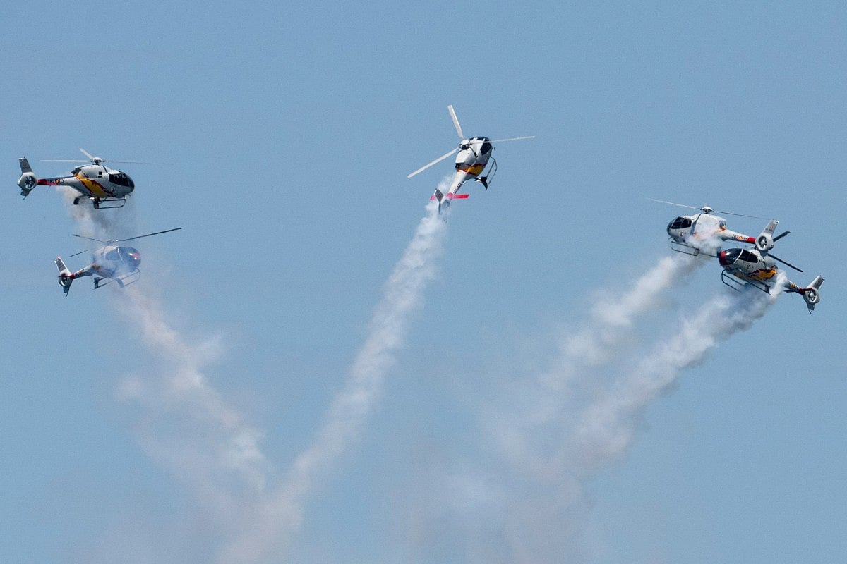 Helicopter Show in Rio Celebrates 100 Years of Historic Plus Ultra Flight