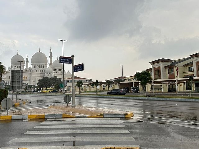 UAE Weather Alert: Light Rain and Cooler Temperatures Expected Tomorrow