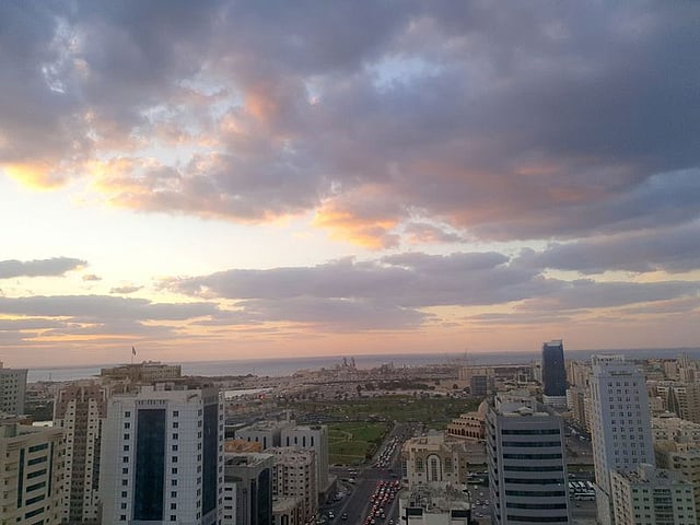 UAE sees temperature dip and possible rain this week