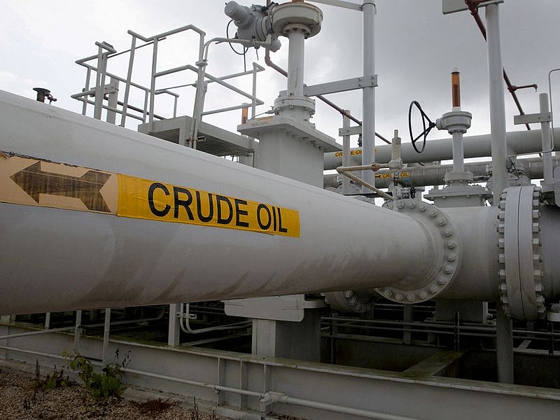 Oil prices hover near $95 as Iran conflict keeps global supplies in a ...