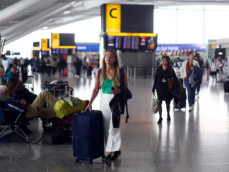 EU Urges Phase-Out of Schengen Internal Border Checks as New Digital ...