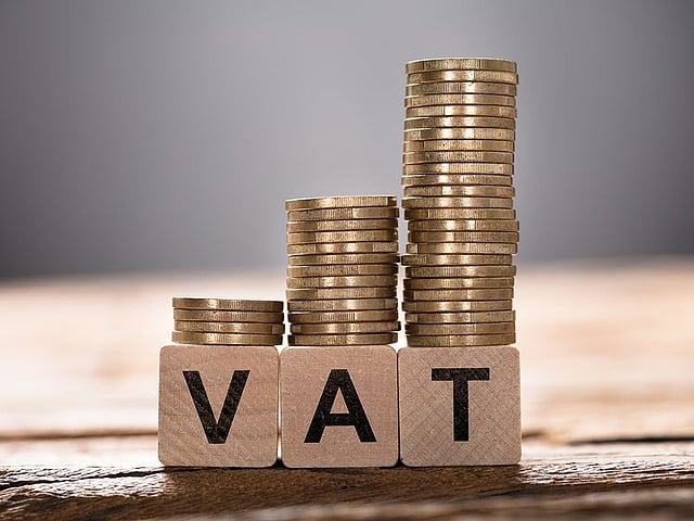 Is VAT already included in UAE prices or added at checkout?